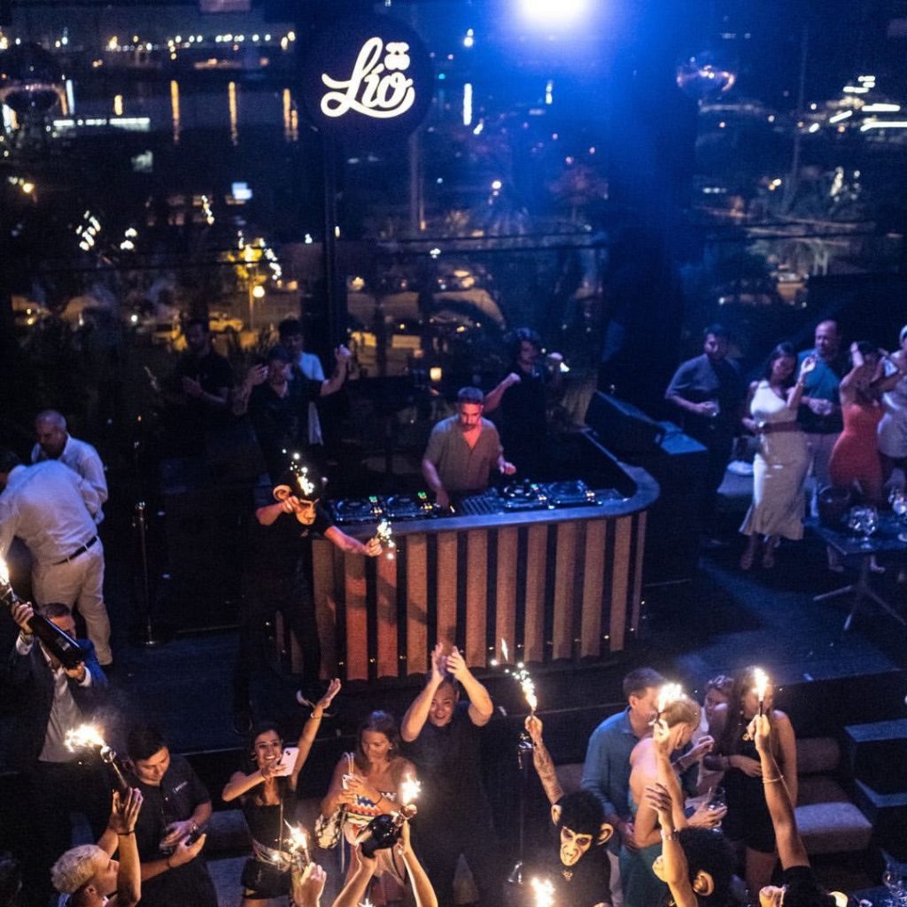 Cada noche una fiesta exclusiva, esto es Lío Mallorca – MAV Magazine by ...